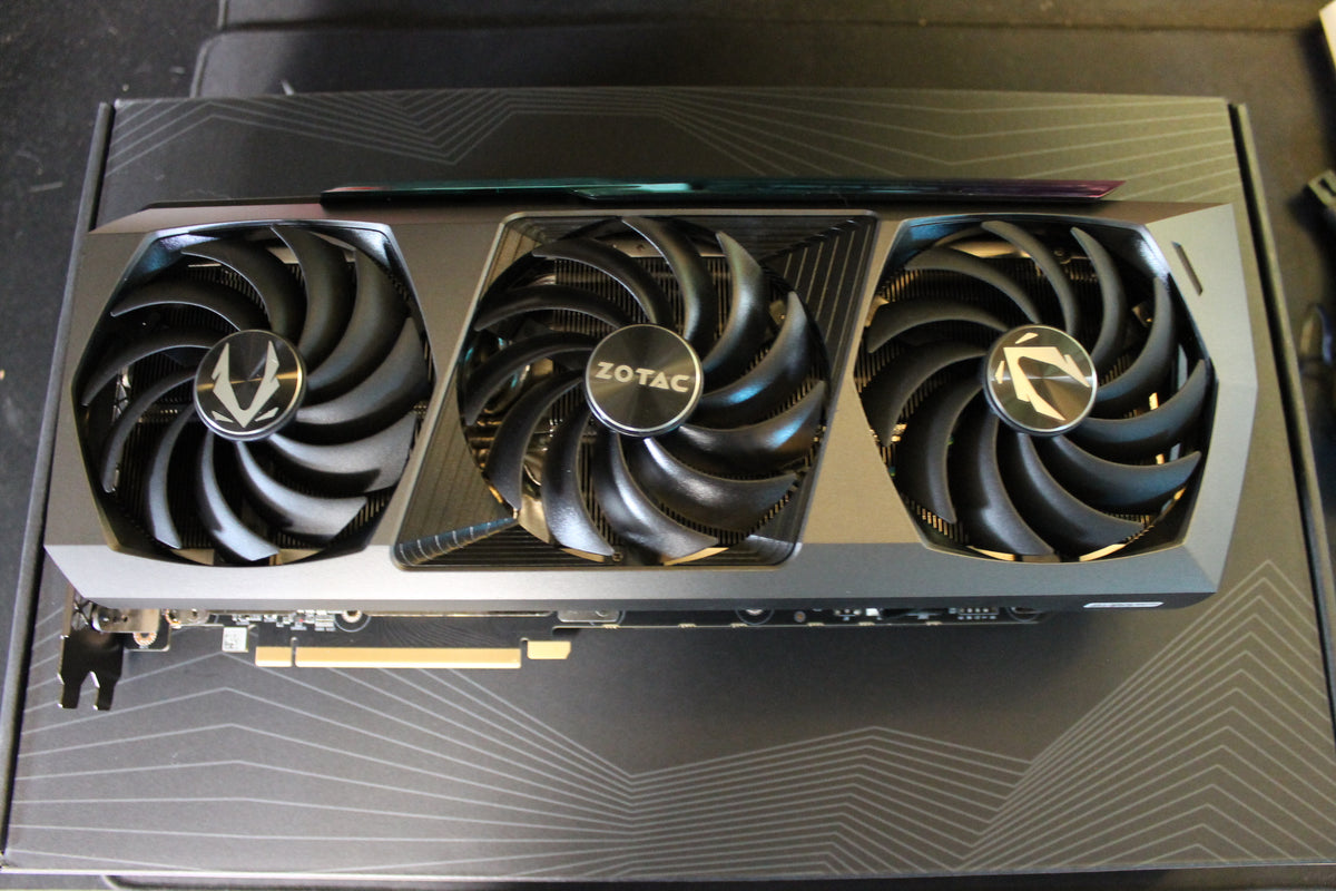 OPEN BOX ZOTAC Gaming GeForce RTX 3090 Ti AMP Extreme Holo 24GB GDDR6X ...